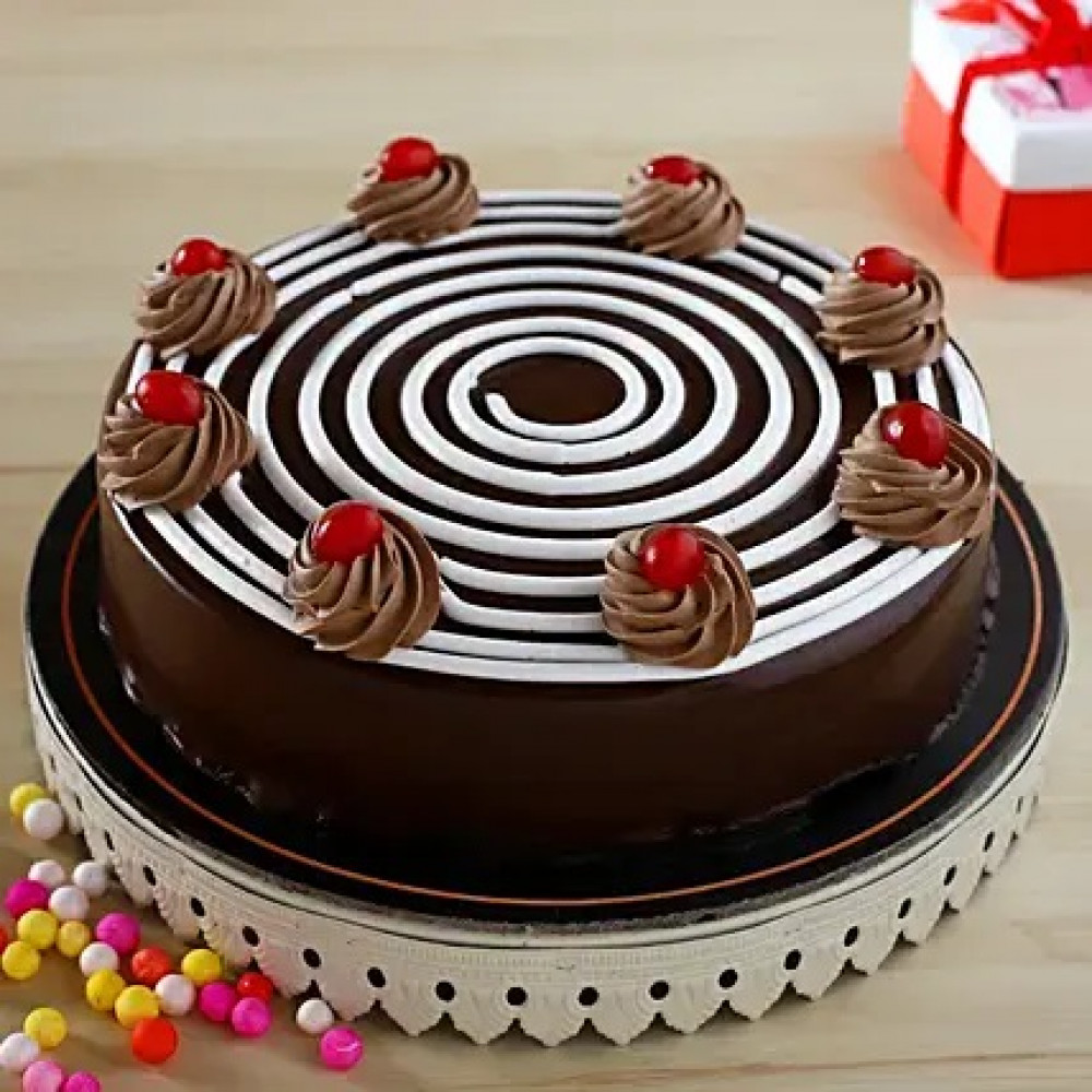 Luscious Chocolate Cake Delivery In Delhi NCR
