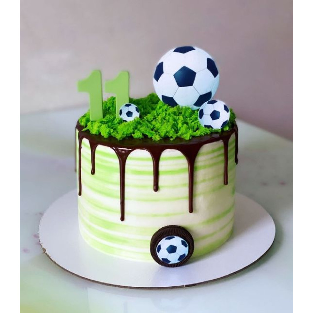 Football Theme egg-less cake delivery in Delhi and Noida